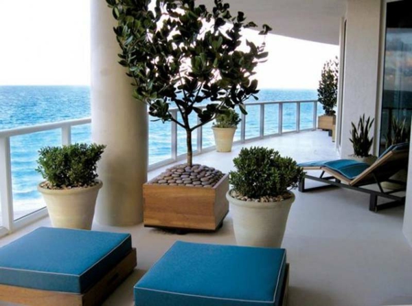 Aménager son balcon comme un coin de repos avec jardin