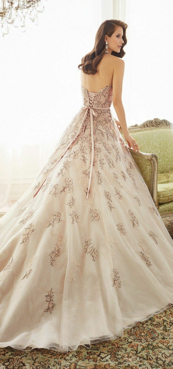La robe de mariée rose - 60 idées originales! - Archzine.fr