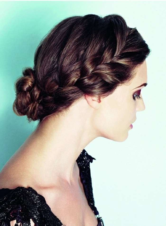 Le chignon tressé - 35 idées qui vont vous charmer! - Archzine.fr