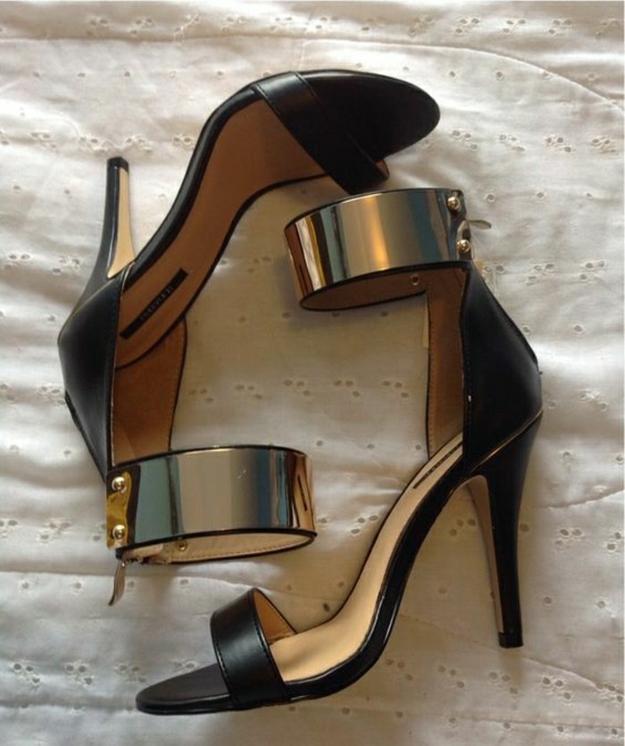 Les sandales à talons hauts pour l’été de 2016!