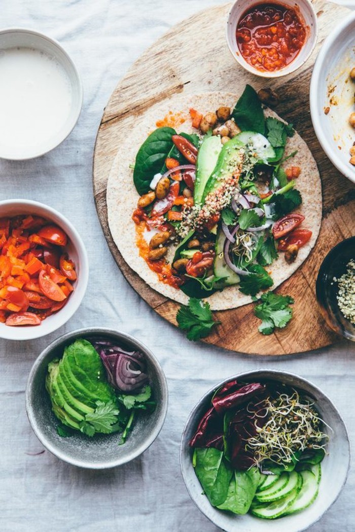 Dîner Léger Sans Avoir Faim : Les Astuces de Pro pour Mieux Dormir (et ...