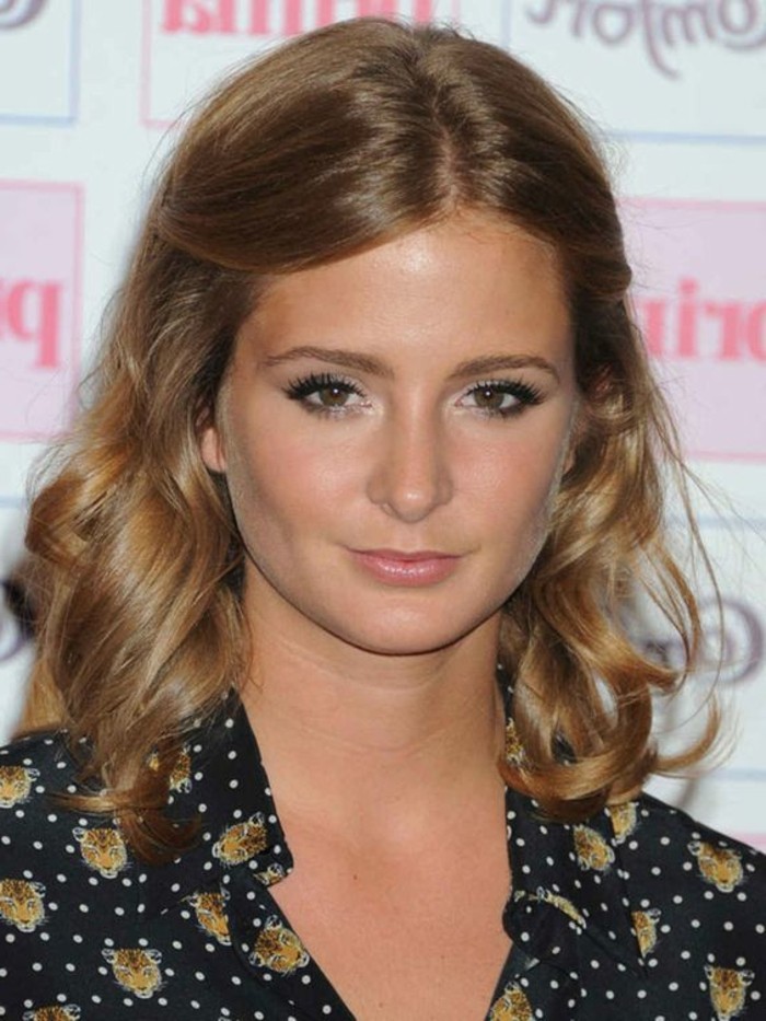 Les cheveux chatain – quelle nuance choisir et pourquoi