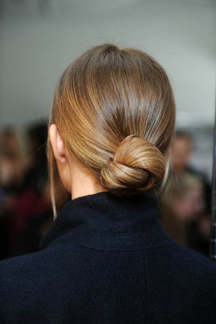 Essayez le chignon facile à faire avec notre galerie de photos et de ...