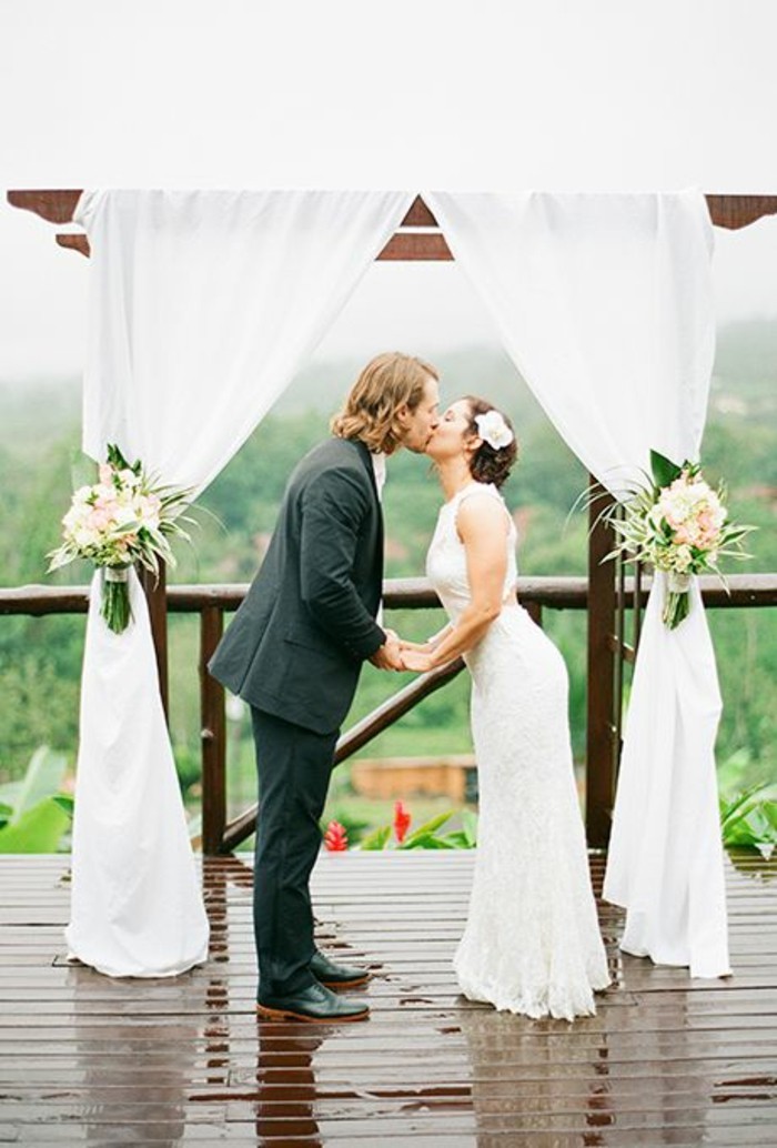 Arche lumineuse mariage - Jasmin Prescott