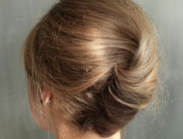 Chignon Banane : La Vraie Méthode des Pros pour qu’il Tienne ENFIN ...