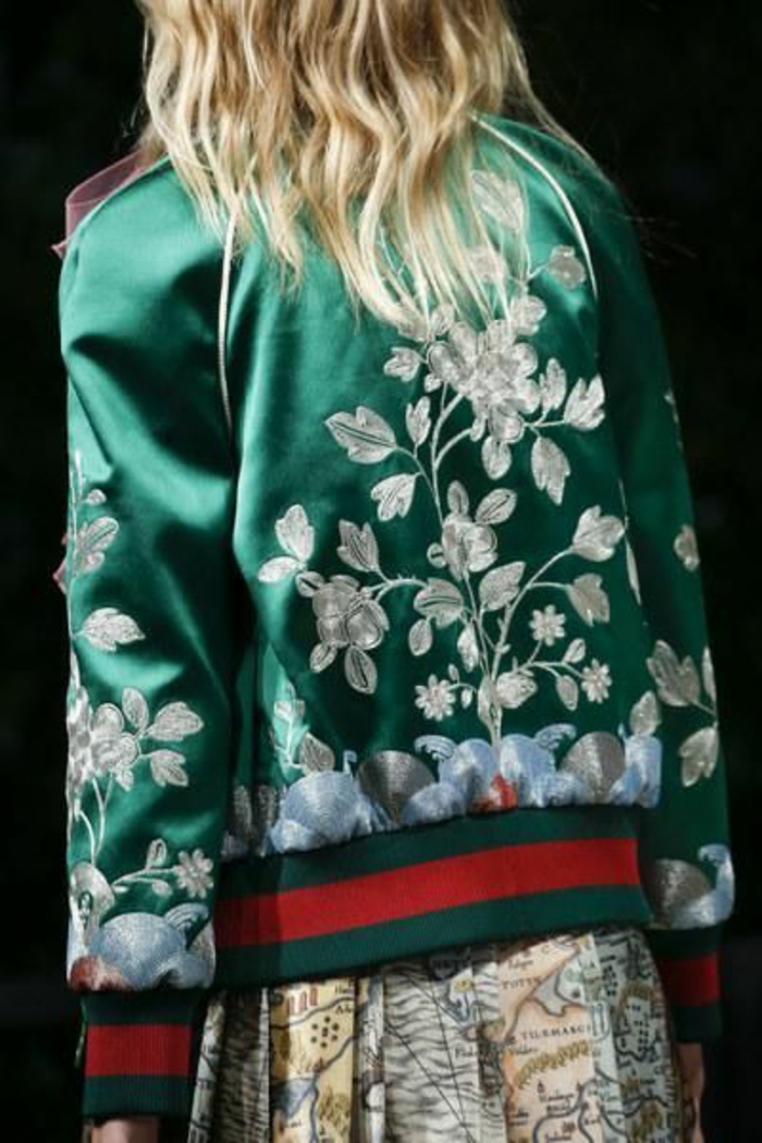 Veste printemps femme pour se forger un style individuel