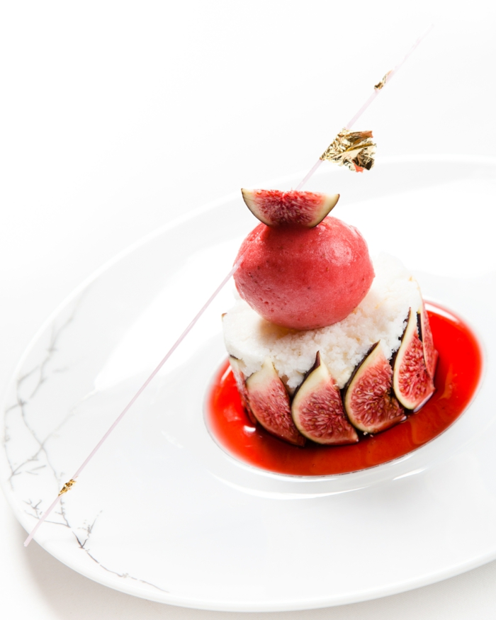 Comment présenter un dessert individuel dans l’assiette